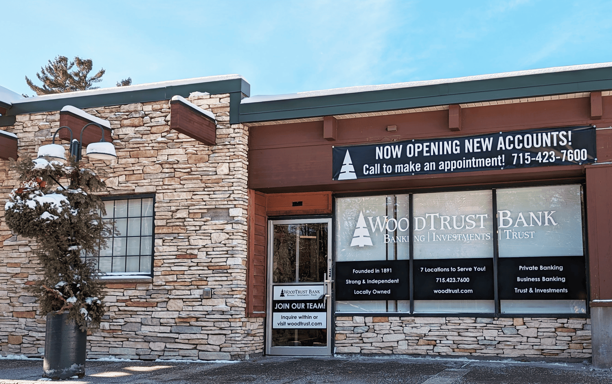 Locations & Hours | WoodTrust Bank